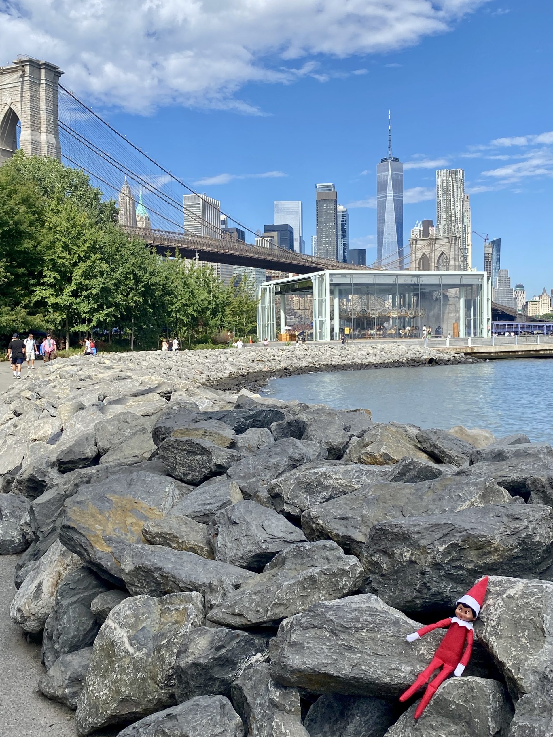 How to Plan a Surprise Trip Using Your Elf | holtravels.com